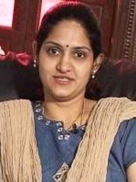 Harini Movies | Harini: Height, Age, Husband, Boyfriend, Biography ...