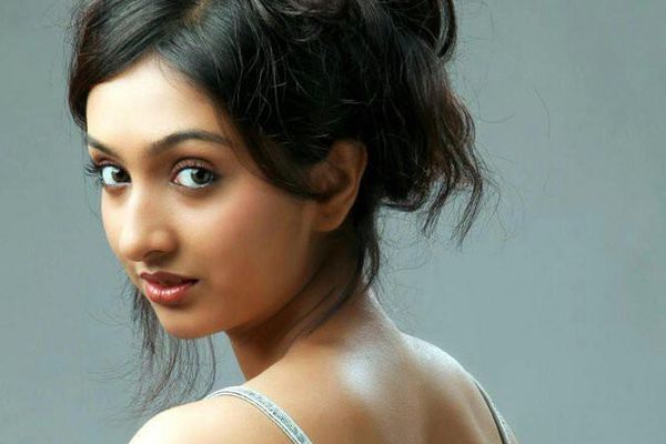Malayalam Actress: Photos, Pics, Images, Movie Stills - Filmibeat
