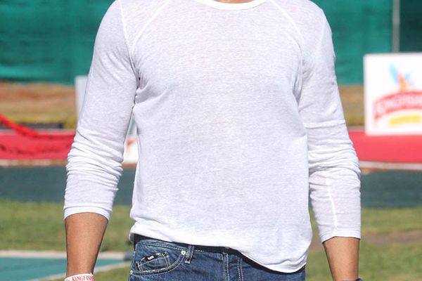 Bollywood Actors: Photos, Pics, Images, Movie Stills - Filmibeat