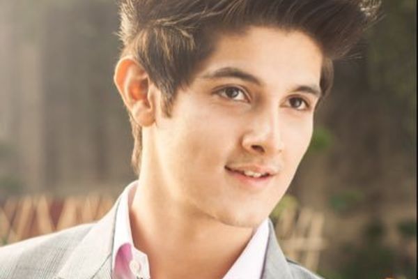 Tv Actors: Photos, Pics, Images, Movie Stills - Filmibeat