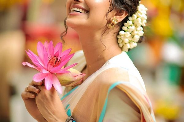 Tamil Actress: Photos, Pics, Images, Movie Stills - Filmibeat