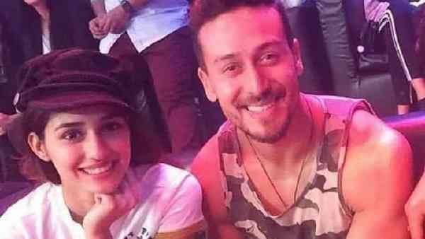 Disha Patani red hot bikini body and Tiger Shroff's bare chest from ...