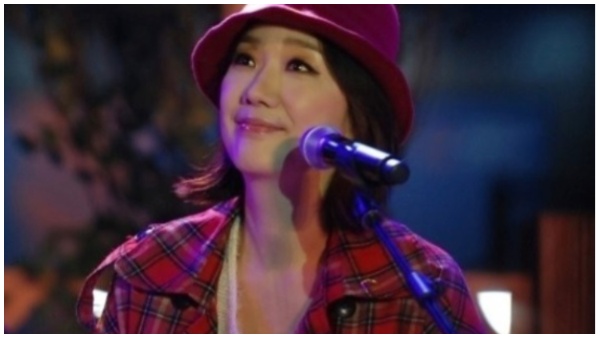 Korean singer Lee Sang eun died before a live performance - Hindi Filmibeat