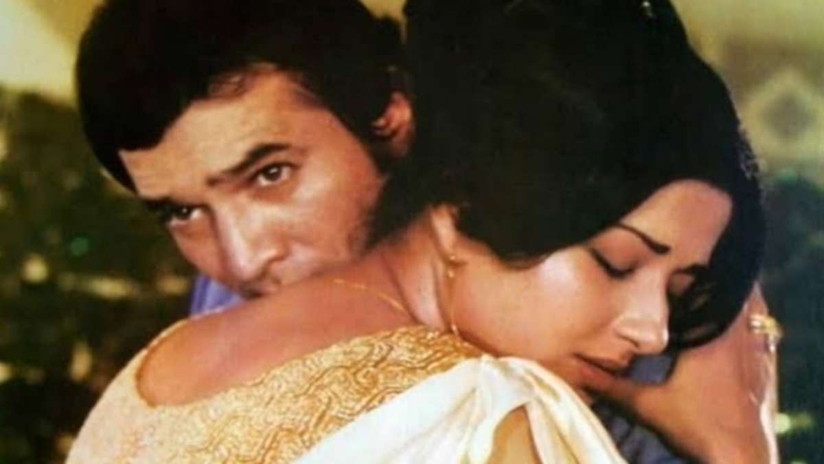 When Rajesh Khanna asked pregnant Moushumi Chatterjee is it Vinod Mehra ...
