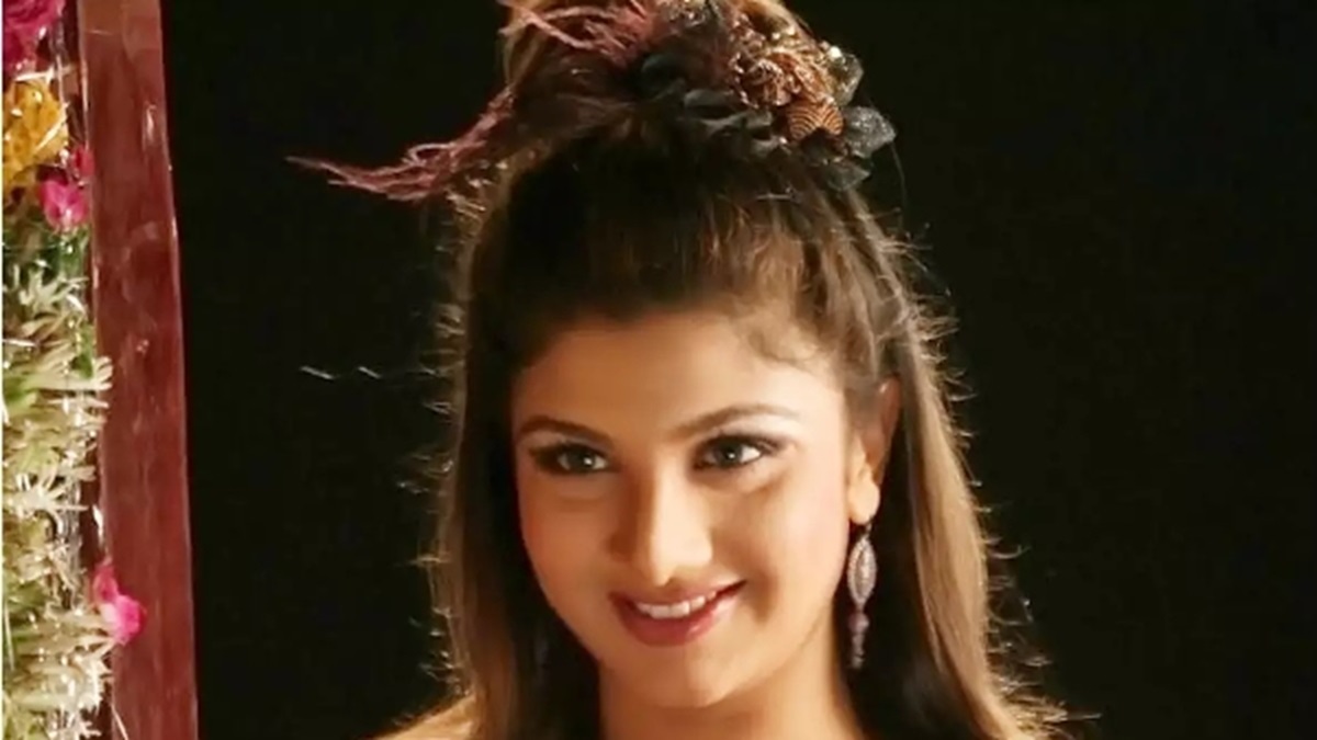 Judwaa fame rambha daughter lavanya photos gone viral on social media ...