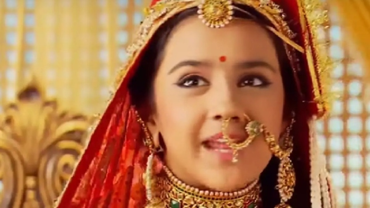 Maharana pratap choti ajabde panwar aka roshini walia transformation ...