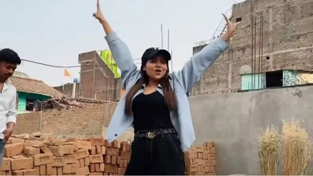 Manisha Rani buys property in bihar Manisha Rani buys huge lang in ...