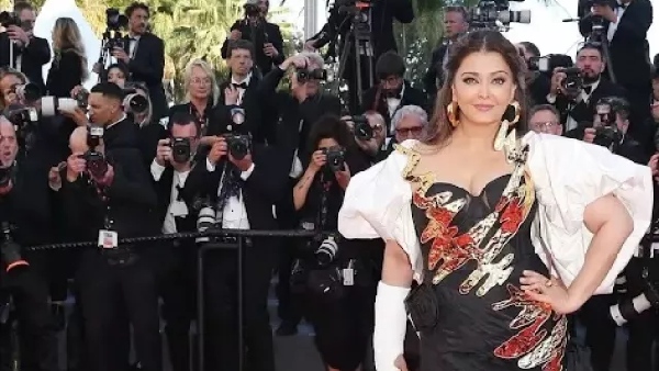 Aishwarya Rai Bachchan soon to have plastic surgery of injured hand ...