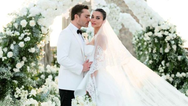 Amy Jackson has destination wedding with her boyfriend, wedding ...