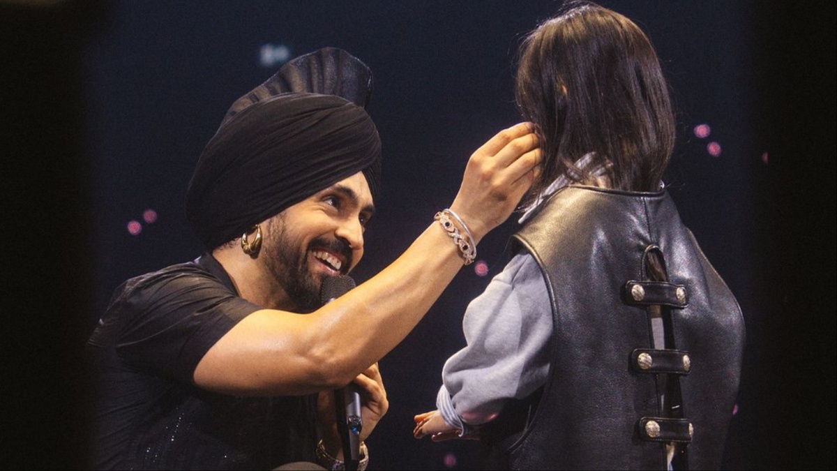 Diljit Dosanjh introduces his mother and sister in Dil-Luminati Tour ...