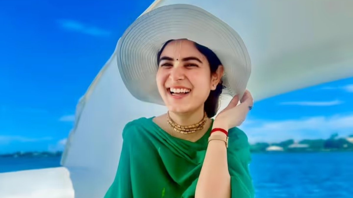 Devi Chitralekha flaunts sunglasses stylish look at cruise Devi ...