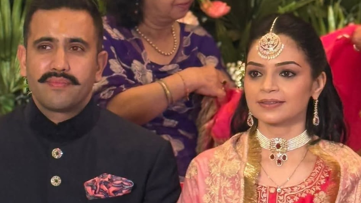 who is Vikramaditya Singh second wife amreen kaur beautiful professor become wife of 35 years ...