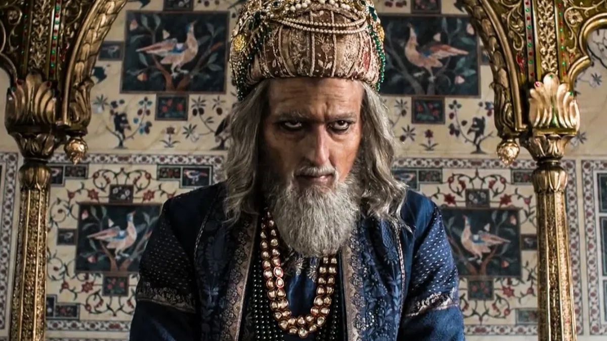 Chhaava (Chhava) Overall Box Office Collection | Chhaava Box Office Collection | Akshaye Khanna ...