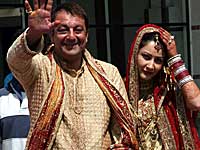 Actor Sanjay Dutt | Girlfriend Manyata | Is Pregnant | Bunty Walia ...