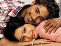 Telugu Reviews | Maro Charitra Review | Varun Sandesh | Anita | Shraddha Das | Dil Raju - Filmibeat