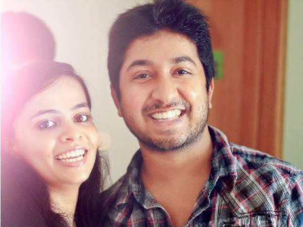 Vineeth Sreenivasan | Divya Narayanan | Wedding | October 18 | Kannur ...