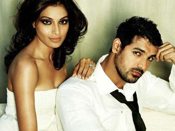 Rare And Unseen Pictures | John Abraham | Bipasha Basu - Filmibeat