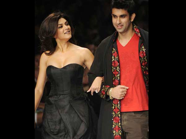 Unseen | Pictures | Bollywood Star | Siblings | Shahrukh Khan | Salman ...