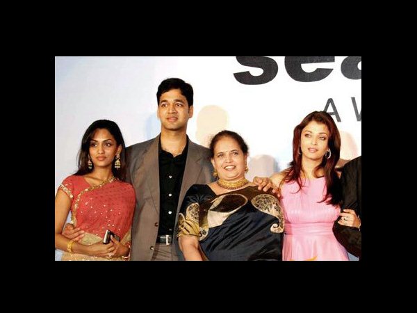 Aishwarya Rai Bachchan | Aditya Rai | Brother | Rare | Unseen ...