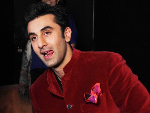 Besharam Promotions On KBC 7 | Besharam Promotions On Comedy Nights ...