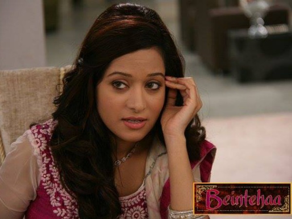 Beintehaa 3rd April Written Episode | Aaliya Discovers Suraiya’s Weird ...