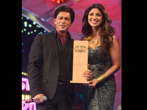 Short Shahrukh Khan Love Long Legs | Shahrukh Khan Pairs With Tall ...