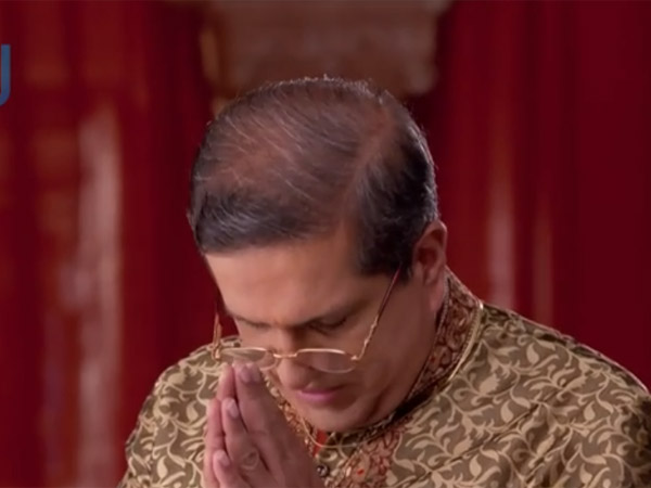 Ek Tha Raja Ek Thi Rani | Gopal Seth Brings Rajmatha Home For Gayatris ...