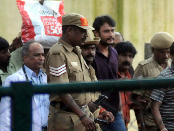After Two Days Of High Drama Actor Darshan Appears Before Police Today ...