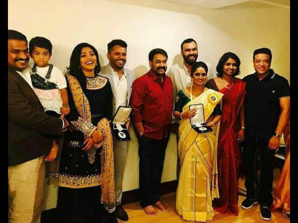 AMAZING! Mohanlal Receives A Standing Ovation At The 64th National Film ...