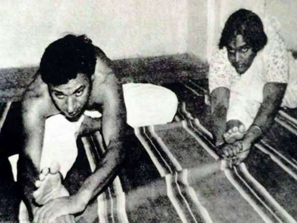 Rare Photos Of Dr. Rajkumar On International Yoga Day - Filmibeat
