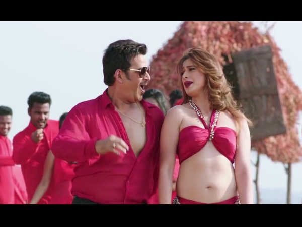 Julie 2 Story Plot And Rating, Starring Raai Laxmi - Filmibeat