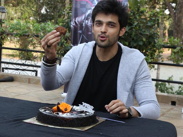 Parth Samthaan Celebrates His Birthday On Kaisi Yeh Yaariyan 3 Sets ...