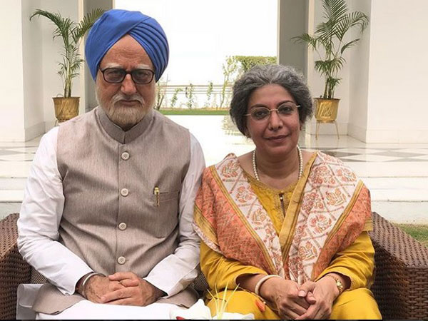 Anupam Kher reveals the first look of Arjun Mathur and Aahana Kumra as ...