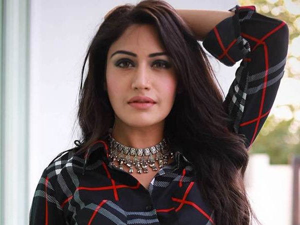After Her Exit From Ishqbaaaz, Surbhi Chandna Will Be Seen In Kanpur ...