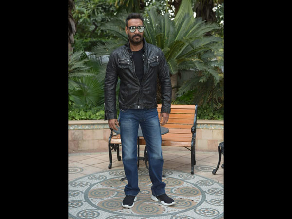 Total Dhamaal | Anil Kapoor Madhuri Dixit Others Pose For Pictures ...