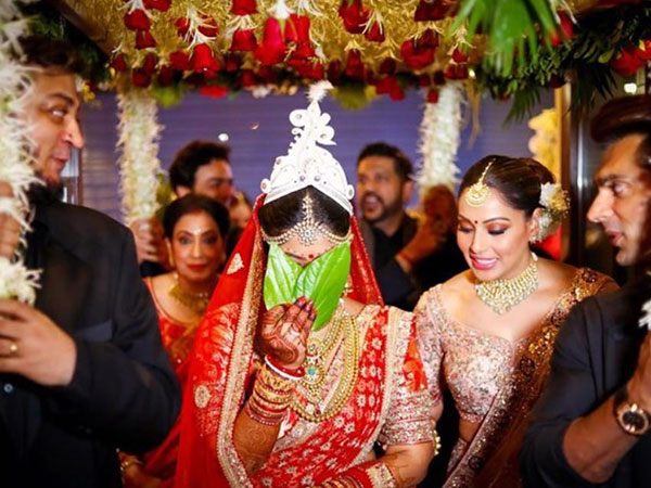 Bipasha Basu's Sister Vijayeta's Wedding Reception Photos | Bipasha ...