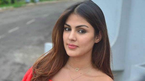 Rhea Chakraborty Returns To Social Media After Eight Months On ...