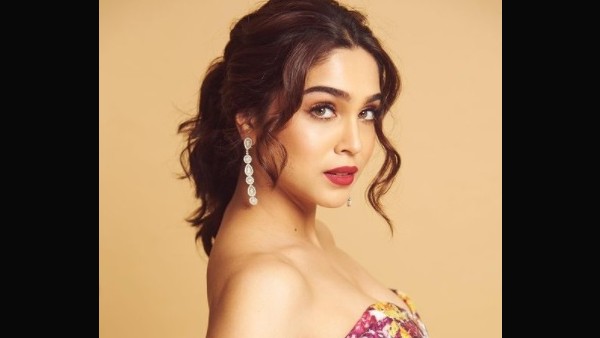 Sharvari Exclusive Interview | Sharvari Wagh Exclusive Interview ...