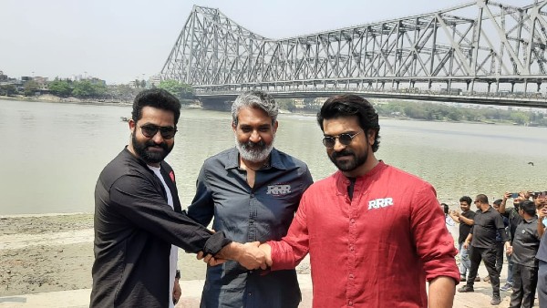 RRR Team Visits Howrah Bridge In Kolkata! - Filmibeat