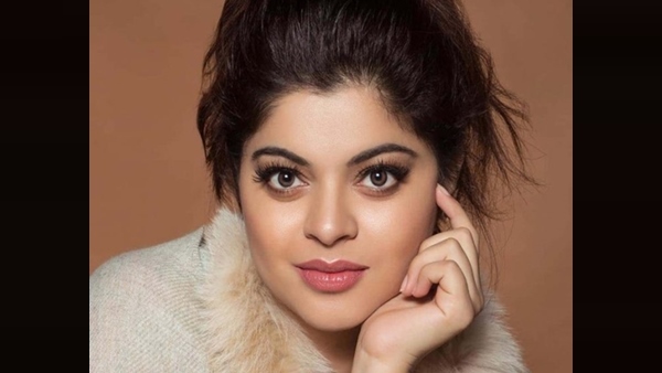 Sneha Wagh Back On Screen With Star Bharat's New Show Naa Umra Ki Seema ...