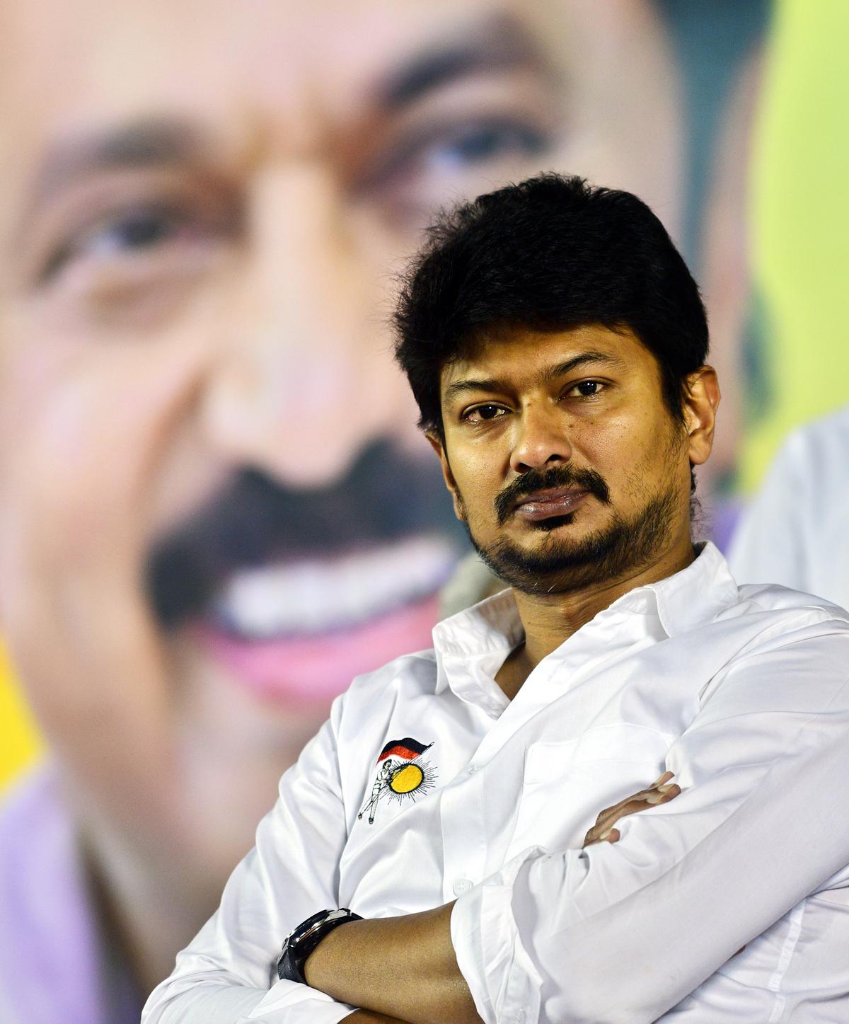 Thalapathy Vijay Vs Red Giant This Pongal 2023? - Red Giant Started ...