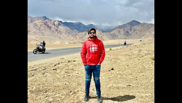 An MBA learning guy claimed himself as entrepreneur - Rizwan Khan ...