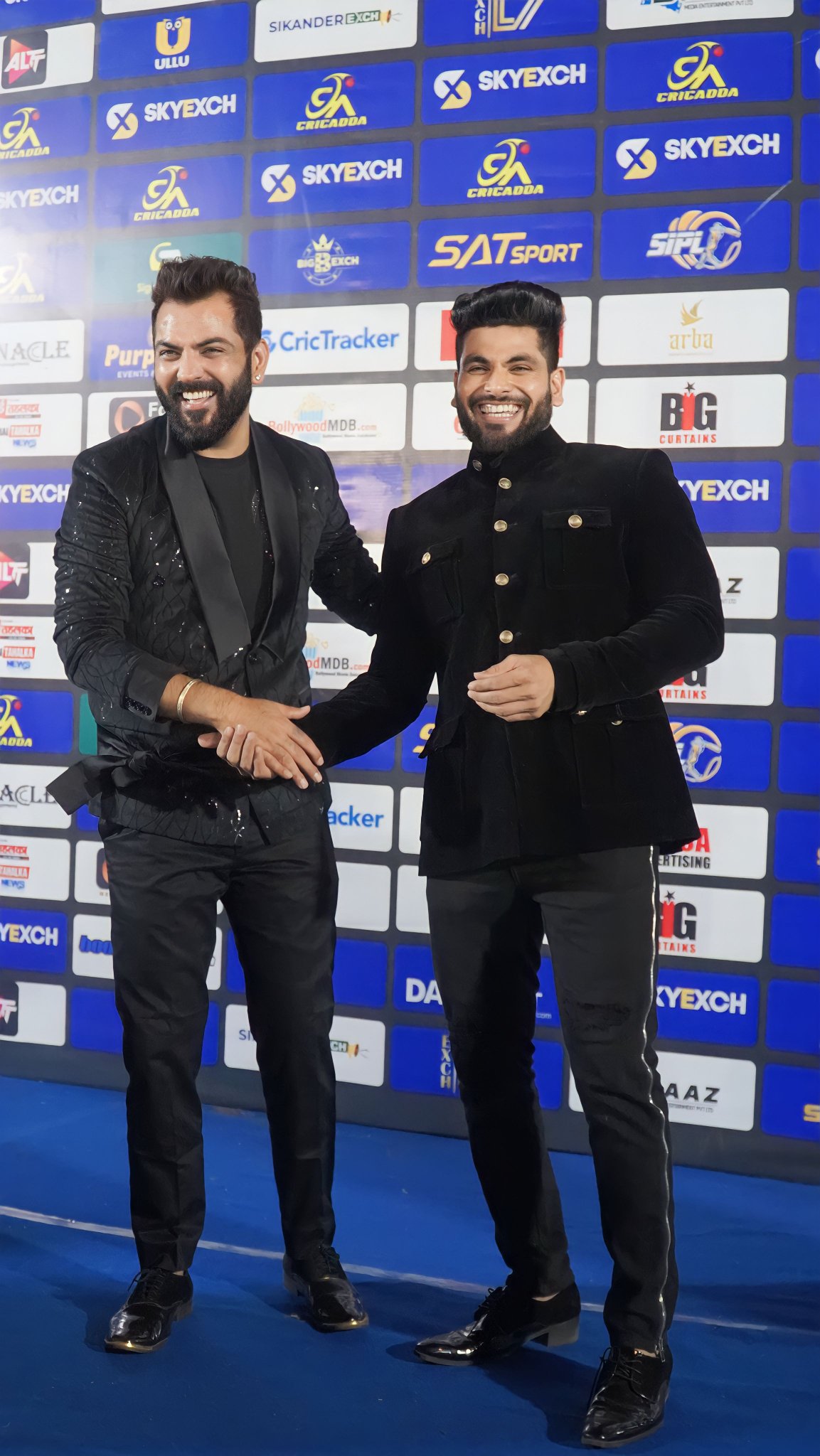 TV News Of The Day: Shiv Thakare Meets Manu Punjabi, Urfi Javed-Rupali ...