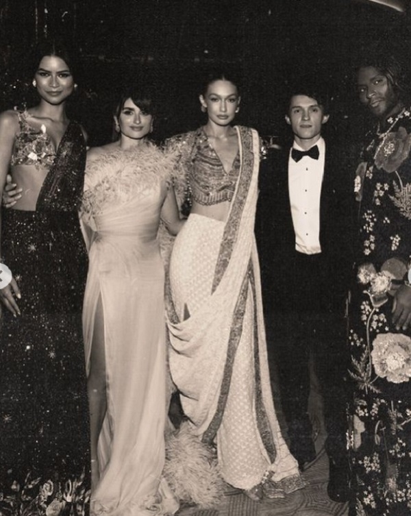 NMACC Gala: Check Out These UNSEEN Pictures Of Deepika Padukone, Shah ...