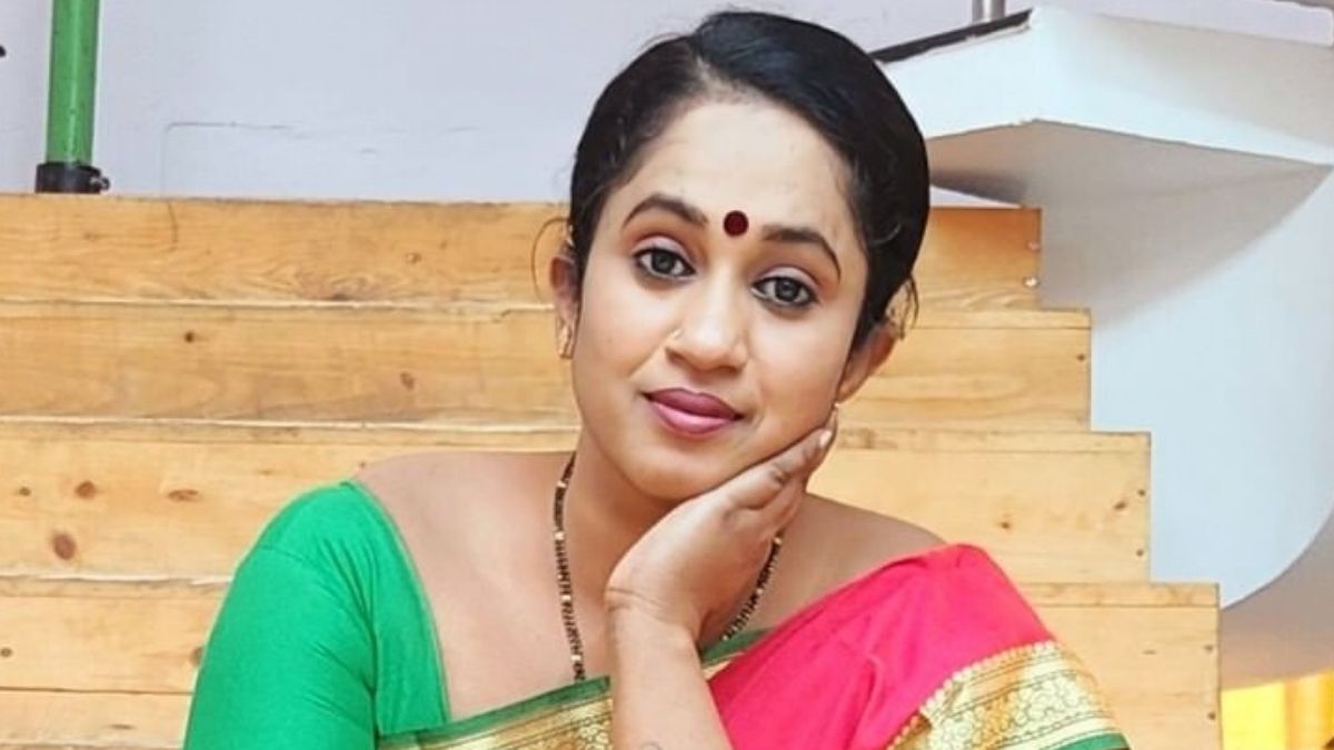Bigg Boss Tamil Star Thamarai Selvi's Father Passes Away; Fans In Shock! - Filmibeat