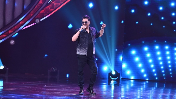 Hansvi Tonk & Deparna Goswami’s spectacular performance impresses legendary singer Kumar Sanu on ...