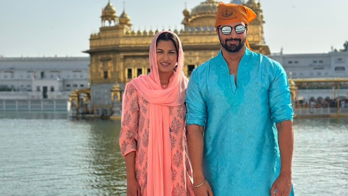 Tanuj Virwani & Fiance Tanya Jacob Seek Blessings At Golden Temple Ahead Of Their Big-Fat ...