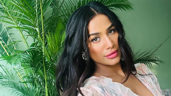 Poonam Pandey Funeral Date & Time | Poonam Pandey Last Rites | Poonam ...