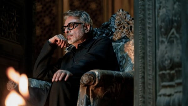 Heeramandi: What Is Sanjay Leela Bhansali Fee For The Netflix Show? | Sanjay Leela Bhansali ...