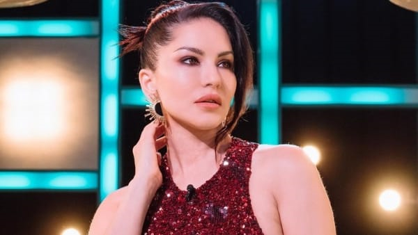 Sunny Leone Denied Permission To Perform At Kerala University | Why Did Sunny Leone Performance ...